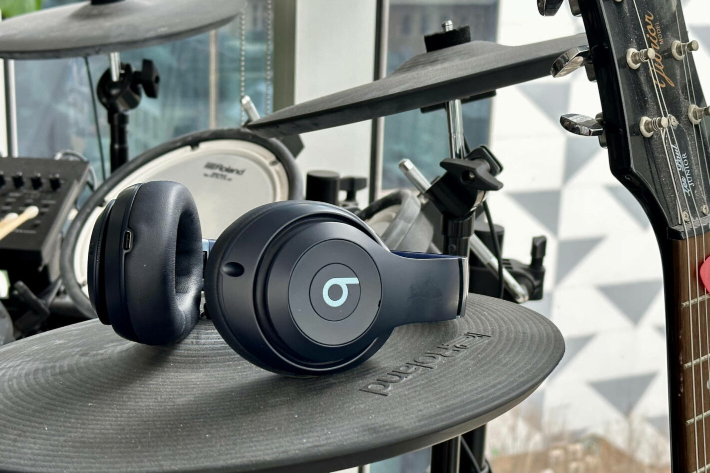 Beats Studio Pro review: great for the aesthetic, not the sound