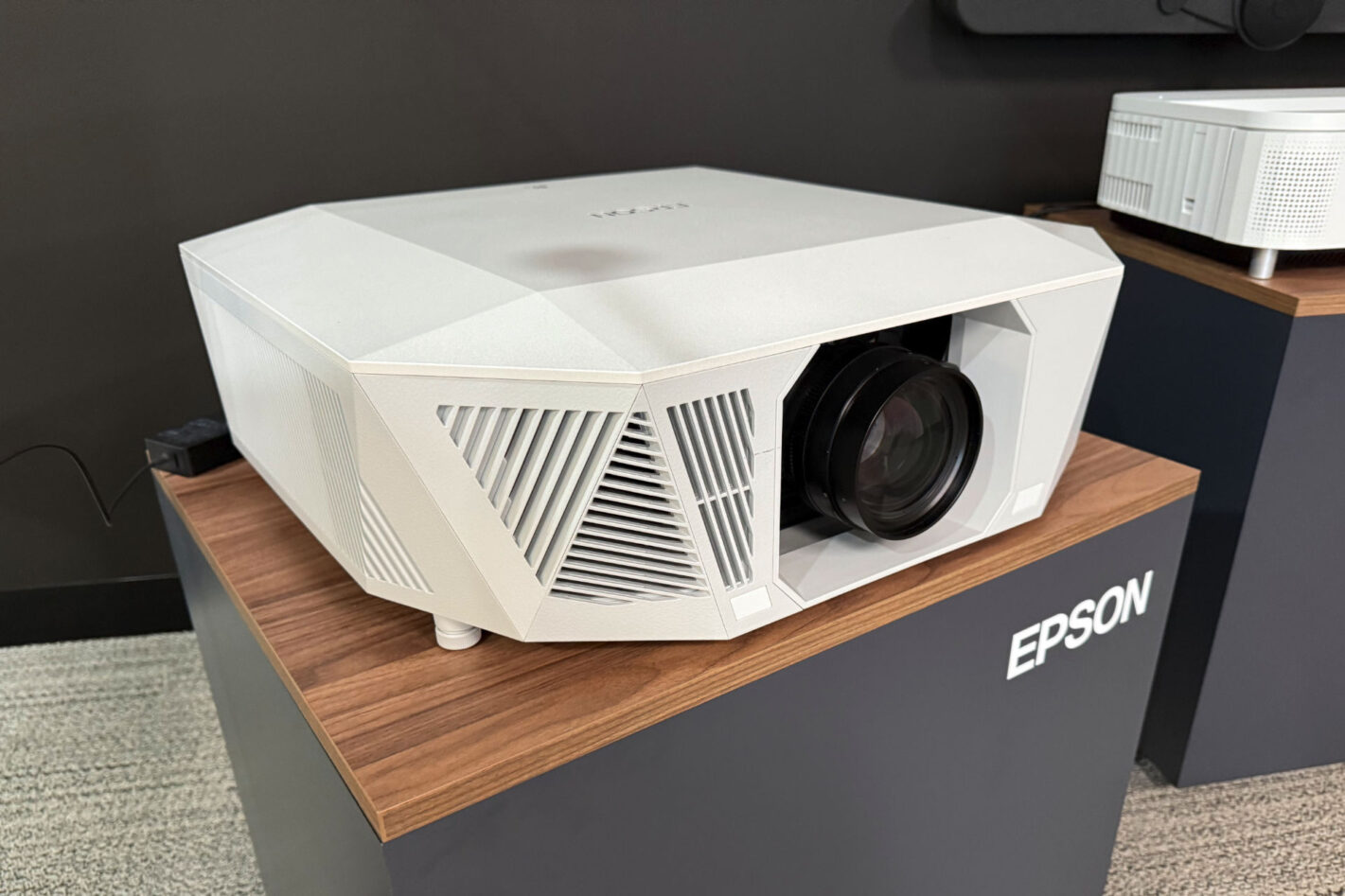 Epson's $25k EH-QL3000 projector doesn't need darkness to thrive