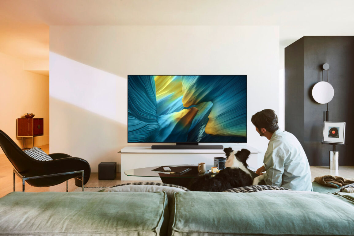 Anti-glare Samsung OLED S95F TV now comes in a big 83 inches