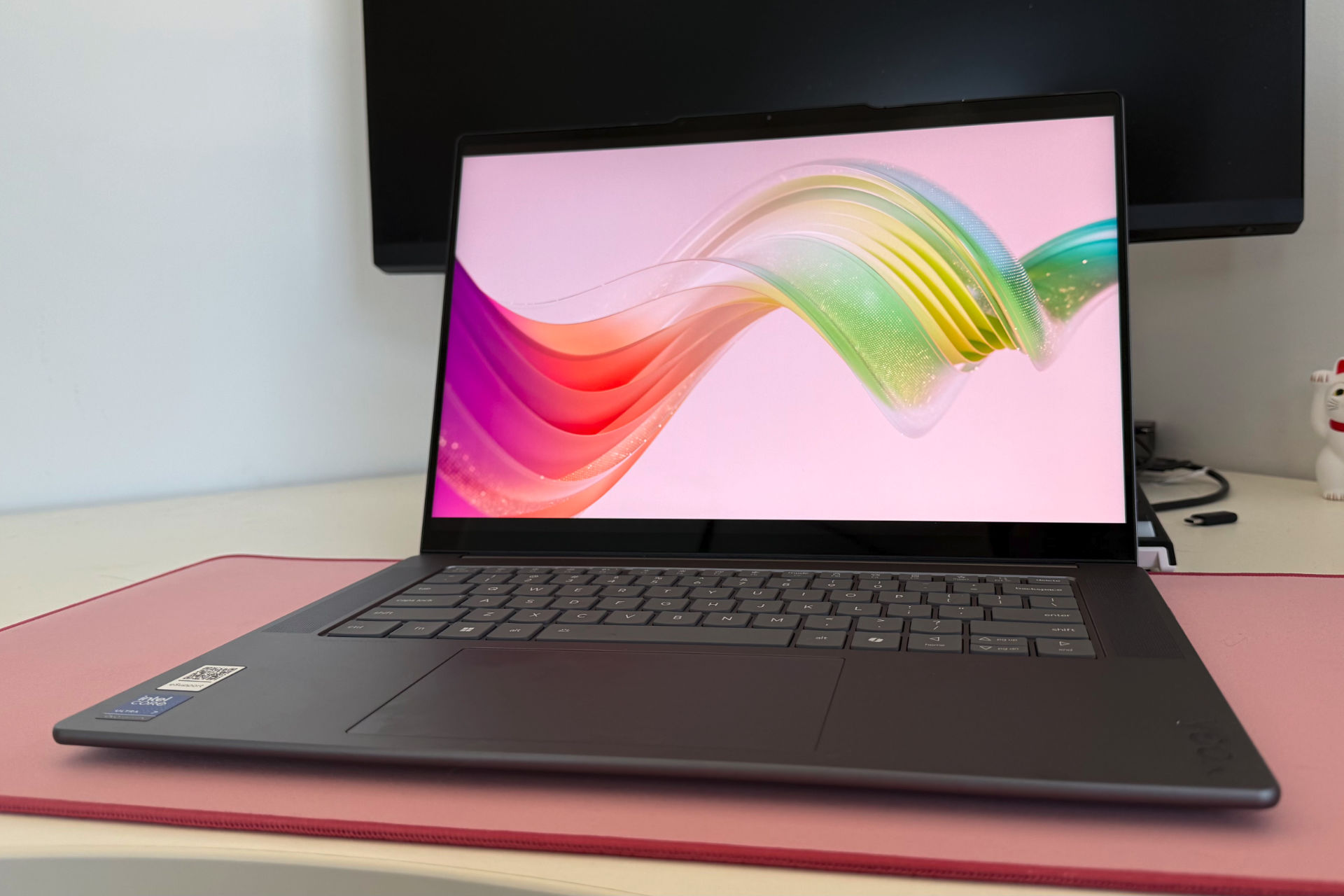 Lenovo Yoga Slim 7i Aura Edition review: Plus 100 aura points